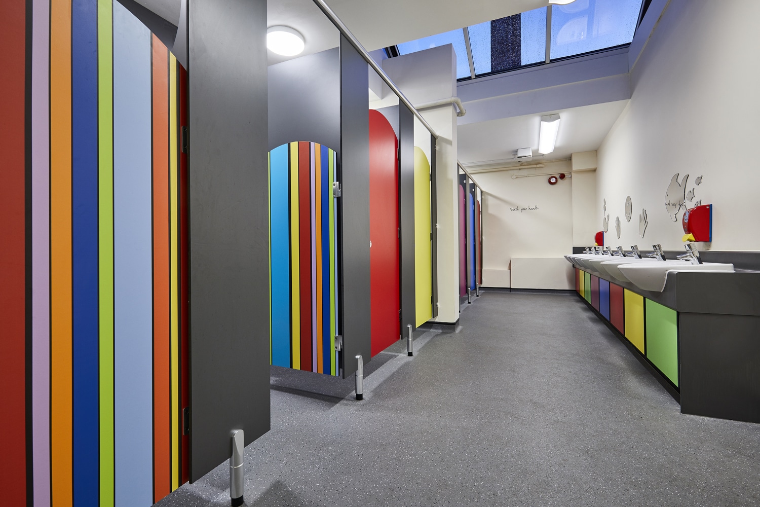 Workplace Toilets 2025: Compliance & Solutions | euroloo